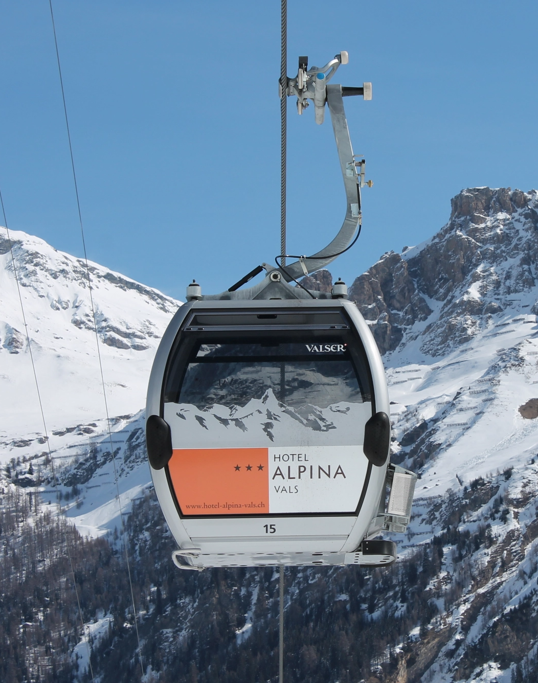 Skiing holidays in the Valser Valley – Alpina Vals